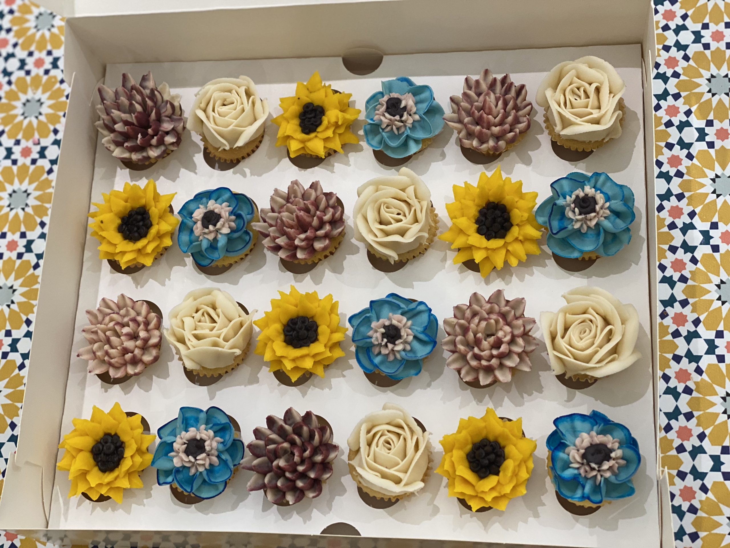 Boxed Floral Cupcakes | Cakes by the Bunch | North Abingdon